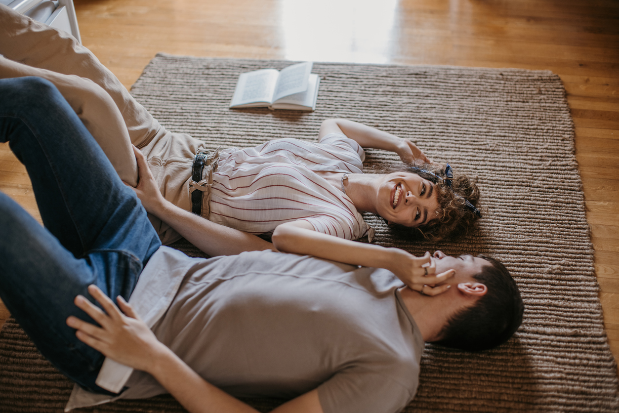 5 Ways to Avoid Getting Attached Too Fast | Maclynn US