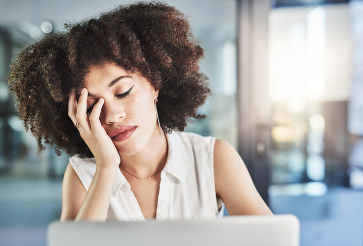 Dating app fatigue and anxiety | Maclynn US